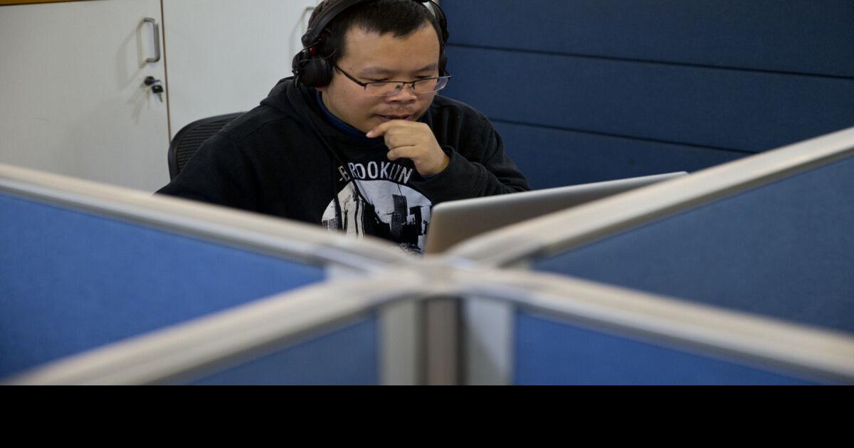Missing journalist calls wife, says he’s back in China