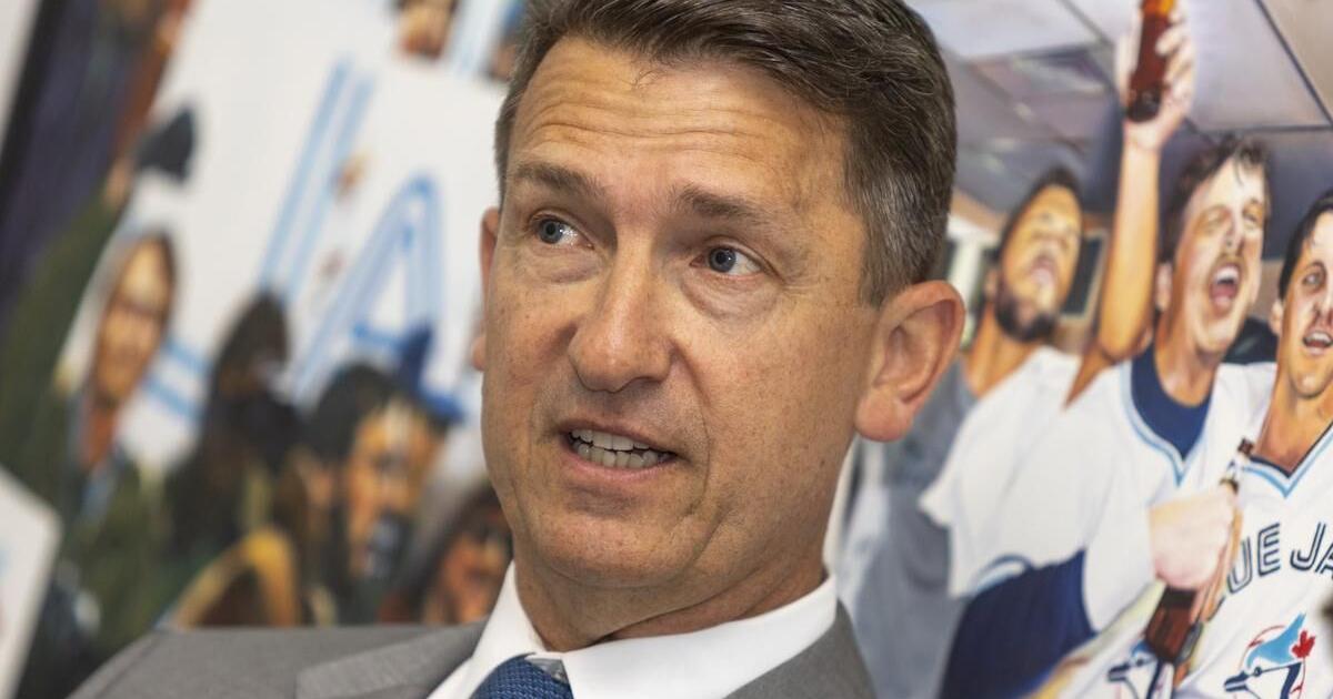 Ex-Jays Olerud, Barfield enter Canadian Hall of Fame at last