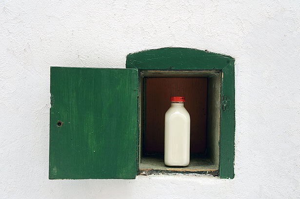 Milk delivery makes a comeback