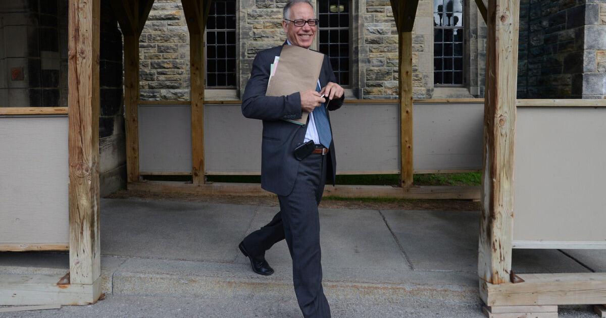 Senate expense scandal: Ottawa man tied to $9M in federal contracts ...