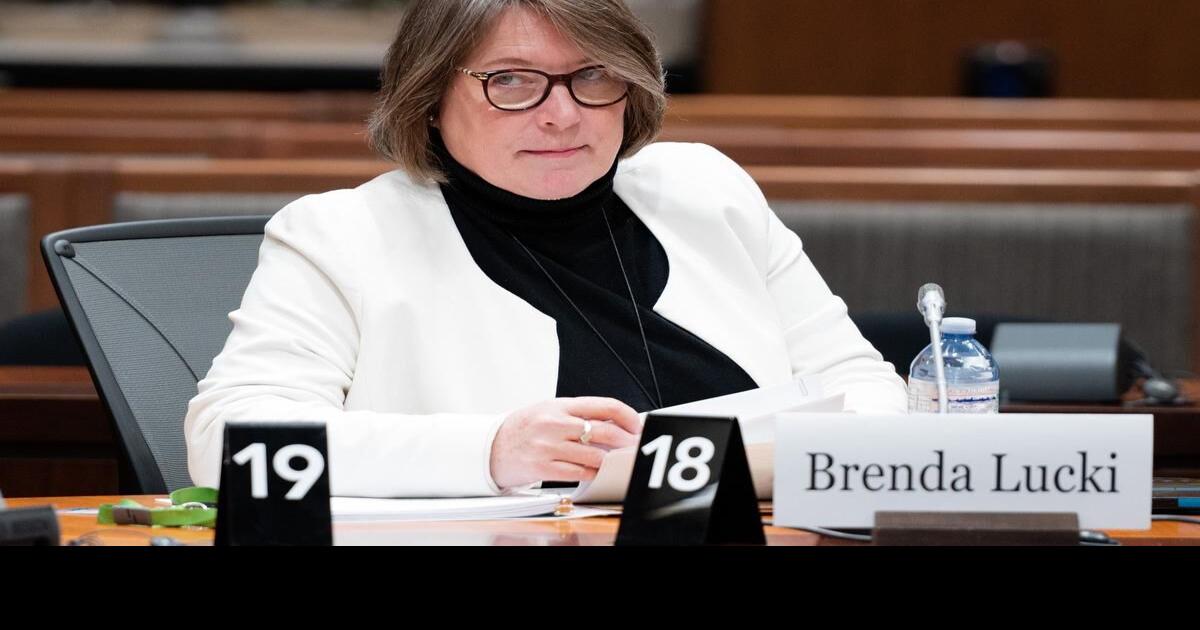 Top RCMP officer announces retirement days ahead of ‘Freedom Convoy’ report