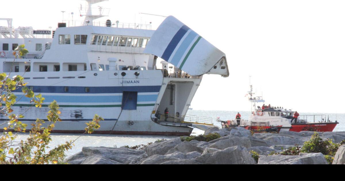 Stranded Pelee Island ferry passengers freed after nearly 24 hours