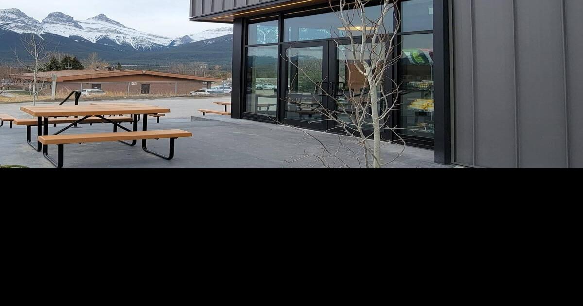 Canmore grocery store under fire as transphobic email surfaces