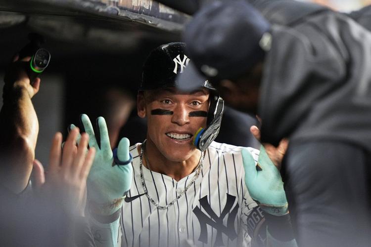 Judge ties MLB record by hitting 50 homers for 4th time as Yankees regain share of AL East lead