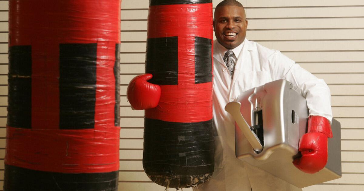 Razor Ruddock, 48, mounts a boxing comeback