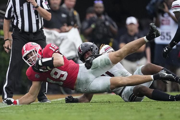 No. 1 Georgia bounces back from 11-point halftime deficit to beat South ...