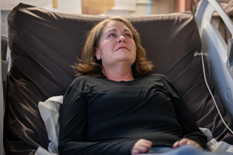 Woman has fingers, toes amputated after botched tummy tuck