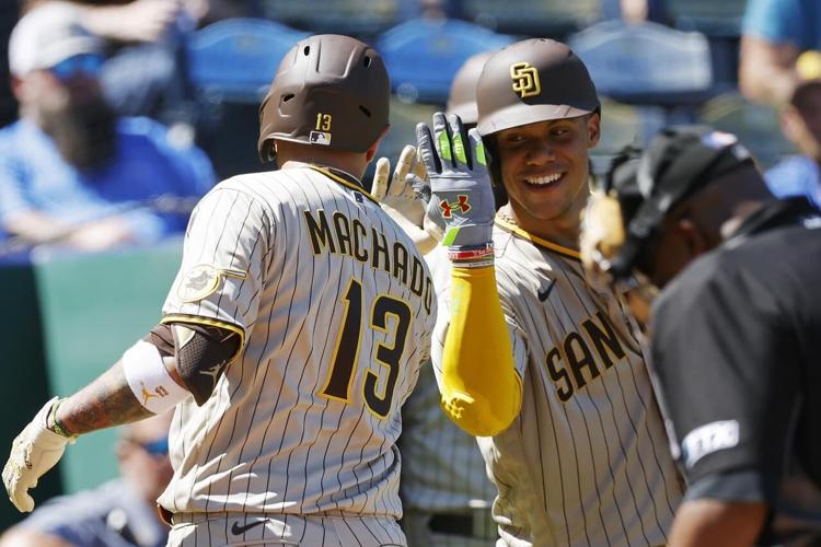 Taylor, Perez homer, Royals beat Machado, Padres 15-7