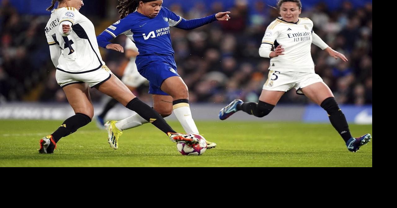 Mia Fishel tears her right ACL in US practice for the Gold Cup. Alex Morgan replaces her