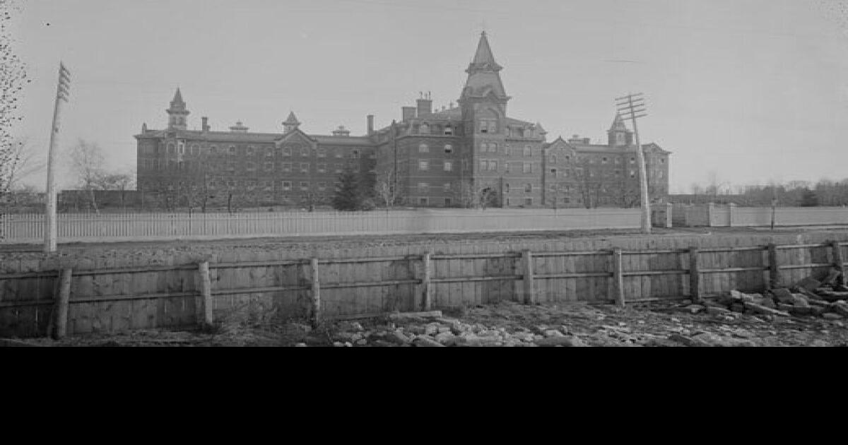 June 25, 1948: 100 inmates riot at Mercer's reformatory
