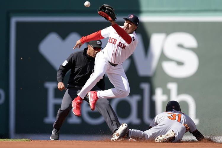 Colton Cowser has 4 RBIs, Corbin Burnes shuts down Boston's bats as Orioles beat Red Sox 7-1