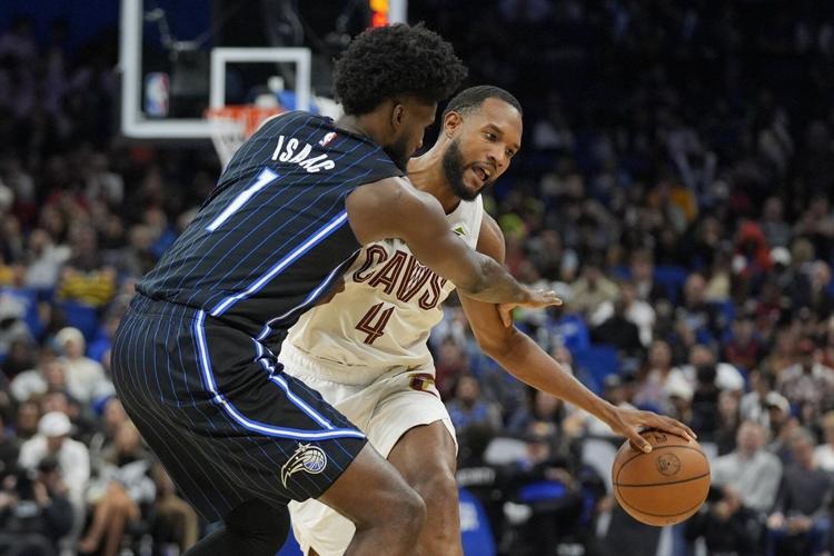 Cavaliers rout Magic 122-82 for their 8th straight win