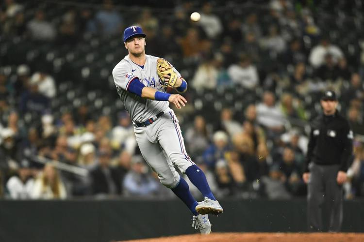 George Kirby, Eugenio Suarez lead Mariners past Rangers, 3-1