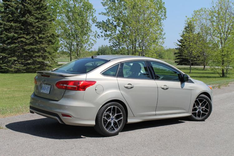 Ford Focus SE Ecoboost houses automaker’s smallest engine