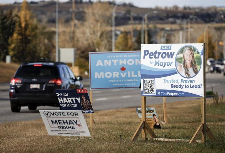 Albertans to pick mayors, councillors in provincewide municipal elections