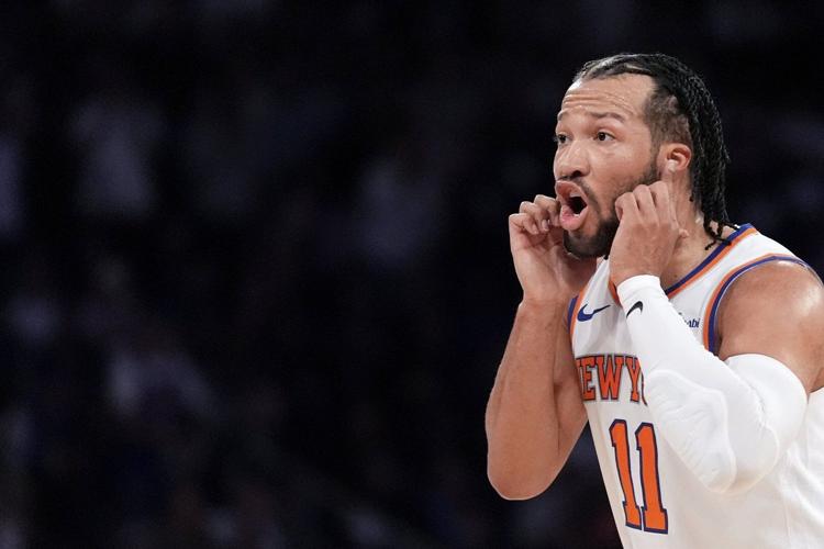 Knicks star Jalen Brunson wins NBA's clutch player of the year award