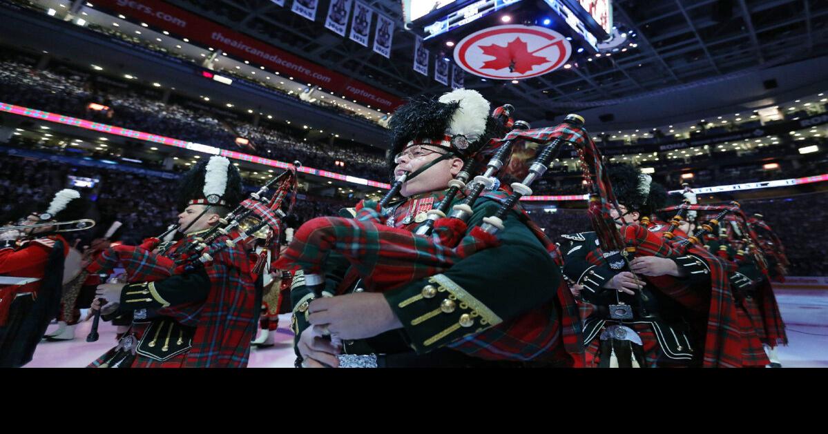 Maple Leafs got it right with pre-game ceremonies at home opener: Cox