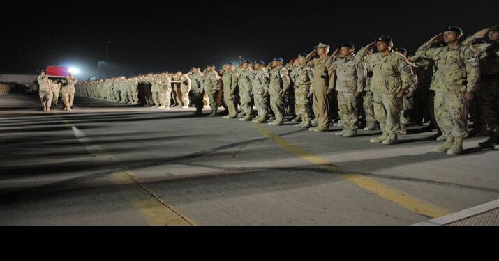 Hundreds attend ramp ceremony for Richmond Hill soldier