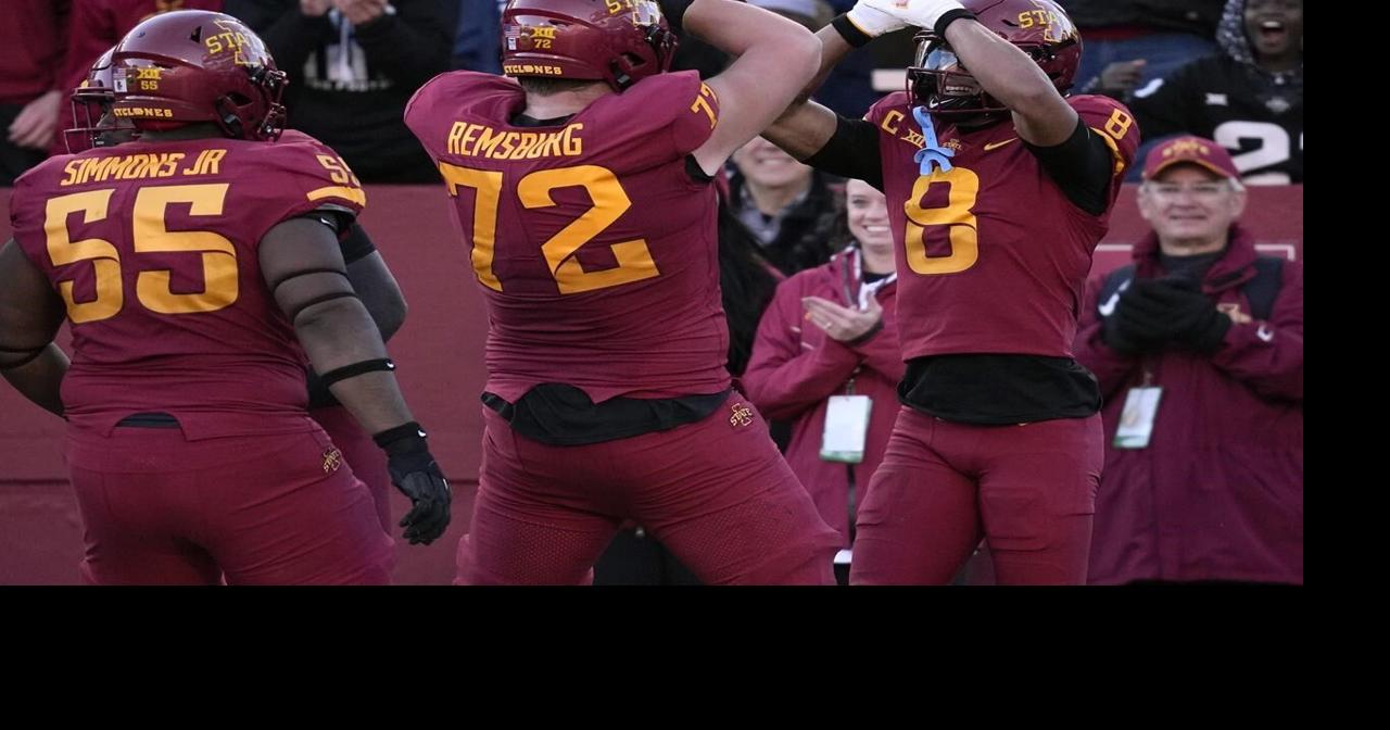 Iowa St promotes Nate Scheelhaase to offensive coordinator