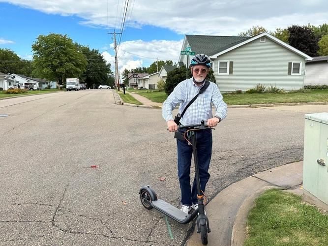 Scott Walker's campaign baffles Wisconsin voters who mistake him for ...