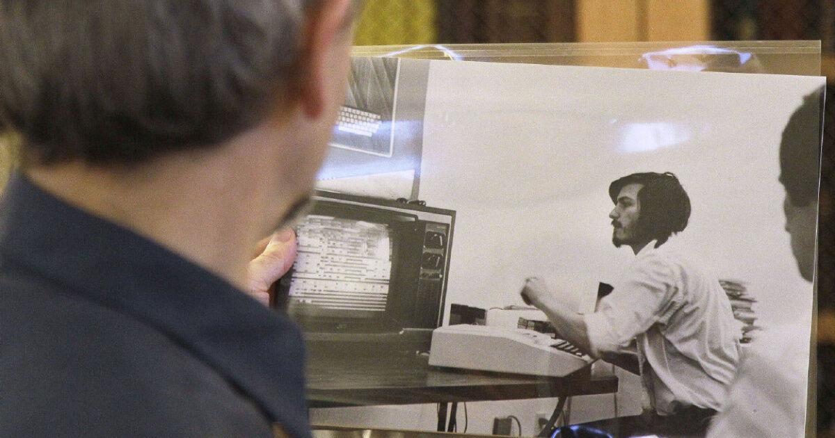 Steve Jobs’ early years detailed in new Apple archives