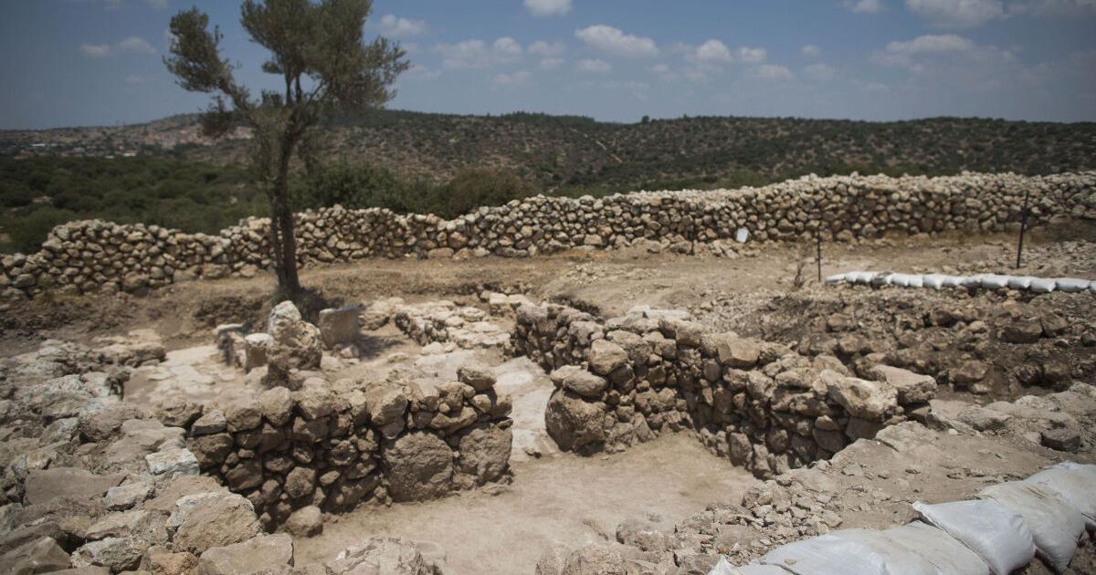 🦊 “THE PALACE OF KING DAVID FOUND?!” The Archaeological Discovery That ...