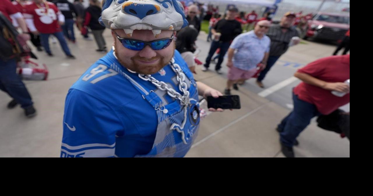 Edge rusher James Houston returns for the Lions in the NFC title game