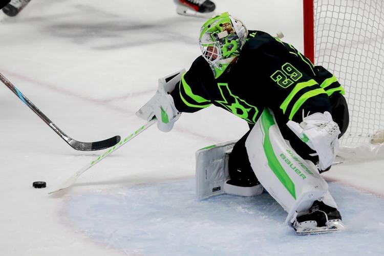 Roope Hintz scores 2, Jake Oettinger has 25 saves as Stars beat surging ...