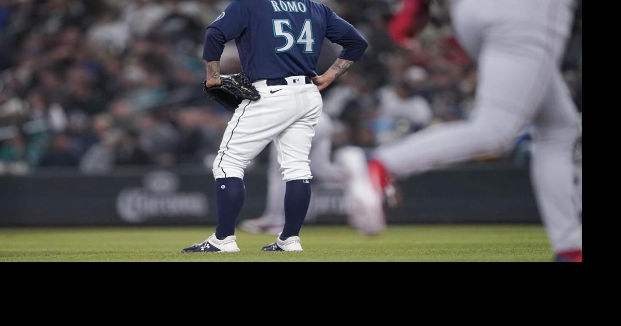 Sergio Romo cut by Mariners as Ken Giles joins bullpen