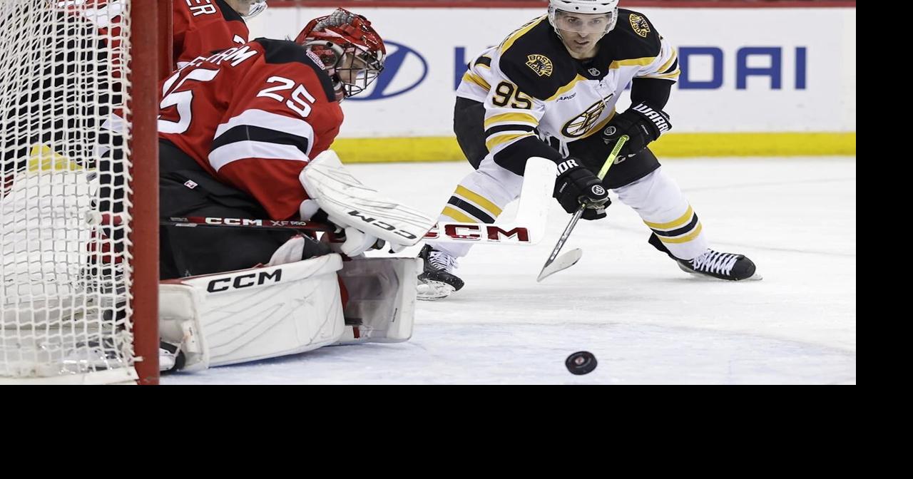 New Jersey Devils goaltender Jacob Markstrom out 4-6 weeks with knee injury