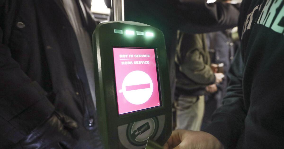 TTC wants report on fares lost because of malfunctioning Presto readers