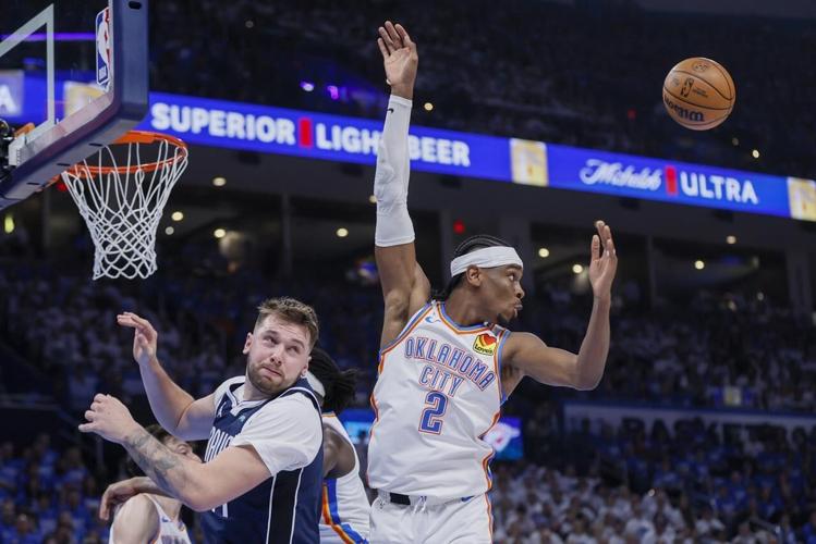 Gilgeous-Alexander has 29 points to help Thunder roll past Mavericks in Game 1 of West semifinals