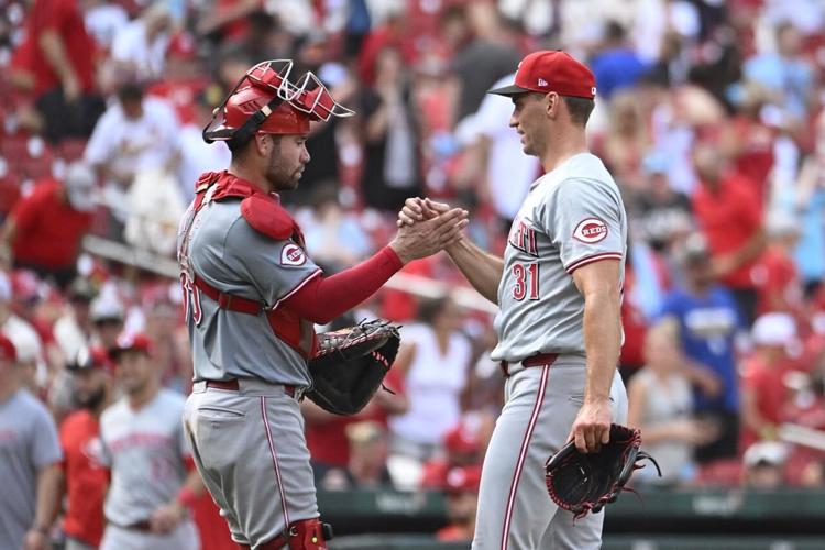 Jonathan India collects 2 more hits as the Cincinnati Reds beat the St ...