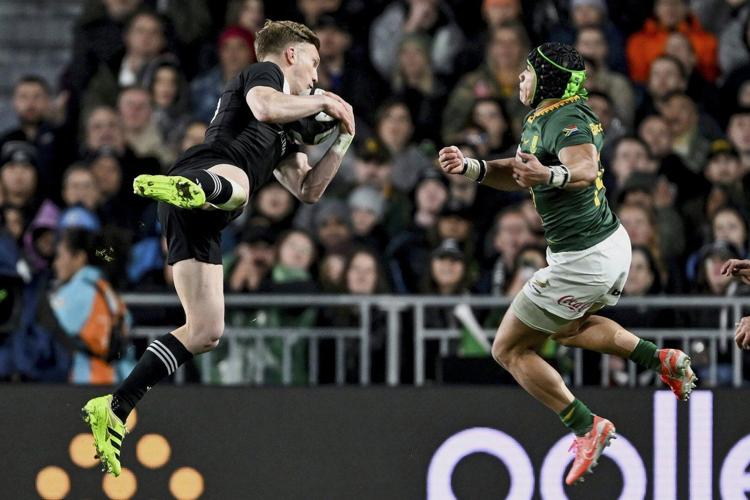 New Zealand beats South Africa 24-17 in Rugby Championship, extends its ...