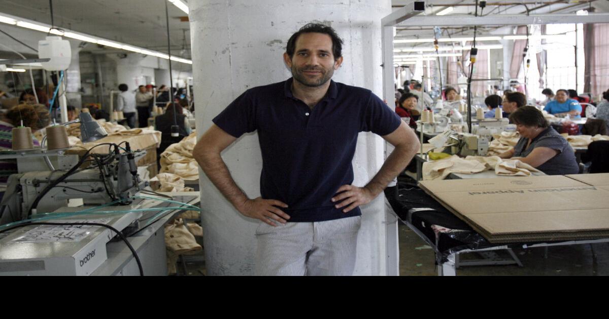 American Apparel founder eyes new clothing store