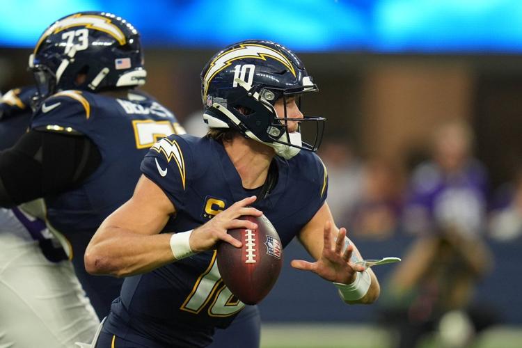 Chargers' Justin Herbert sets NFL completion record through 6 seasons
