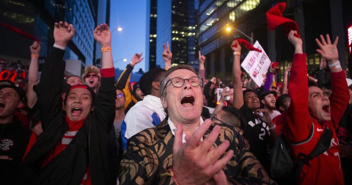 Stretch of Bremner Blvd. renamed ‘Raptors Way’ to commemorate championship