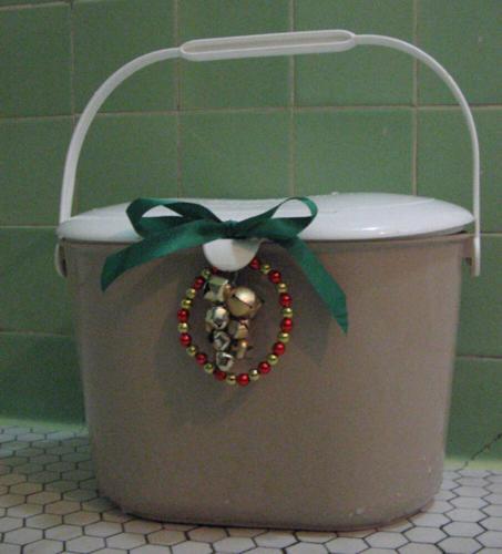 Less trash with these garbage gifts