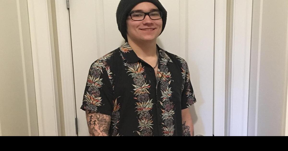 ‘Sick of all the bulls—t’: Grande Prairie teen’s video quitting his job ...