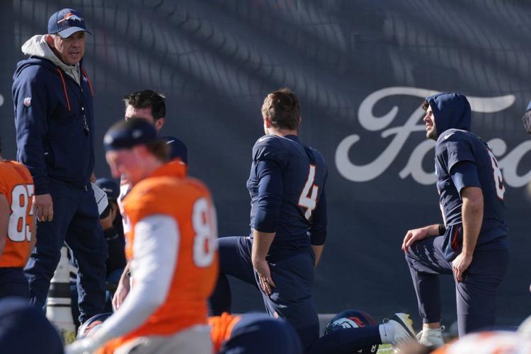 Jarrett Stidham steps in for injured Bo Nix as J.K. Dobbins returns to ...