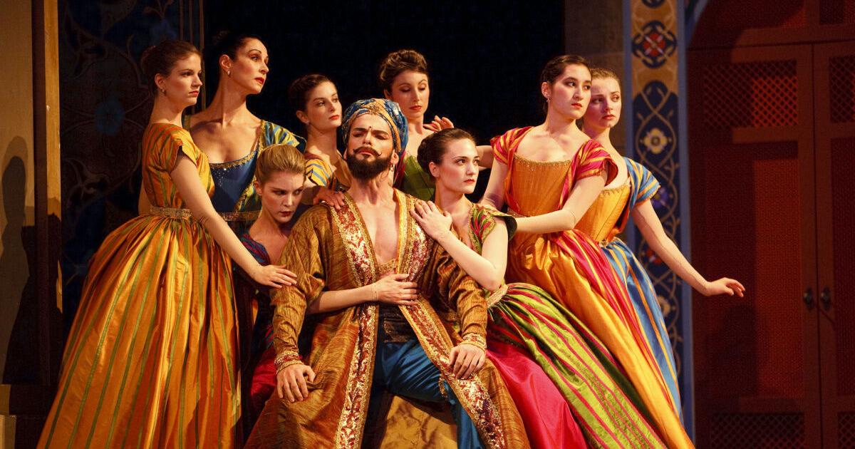 Dancers as important as singers at Toronto’s Opera Atelier