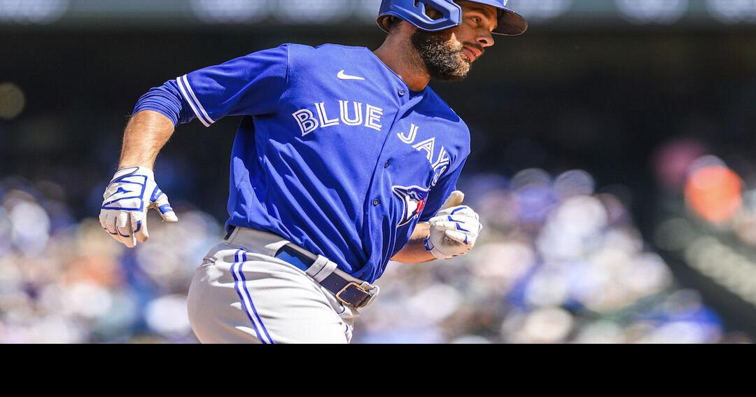 MLB parlay picks August 15: Bet on Blue Jays’ Brandon Belt