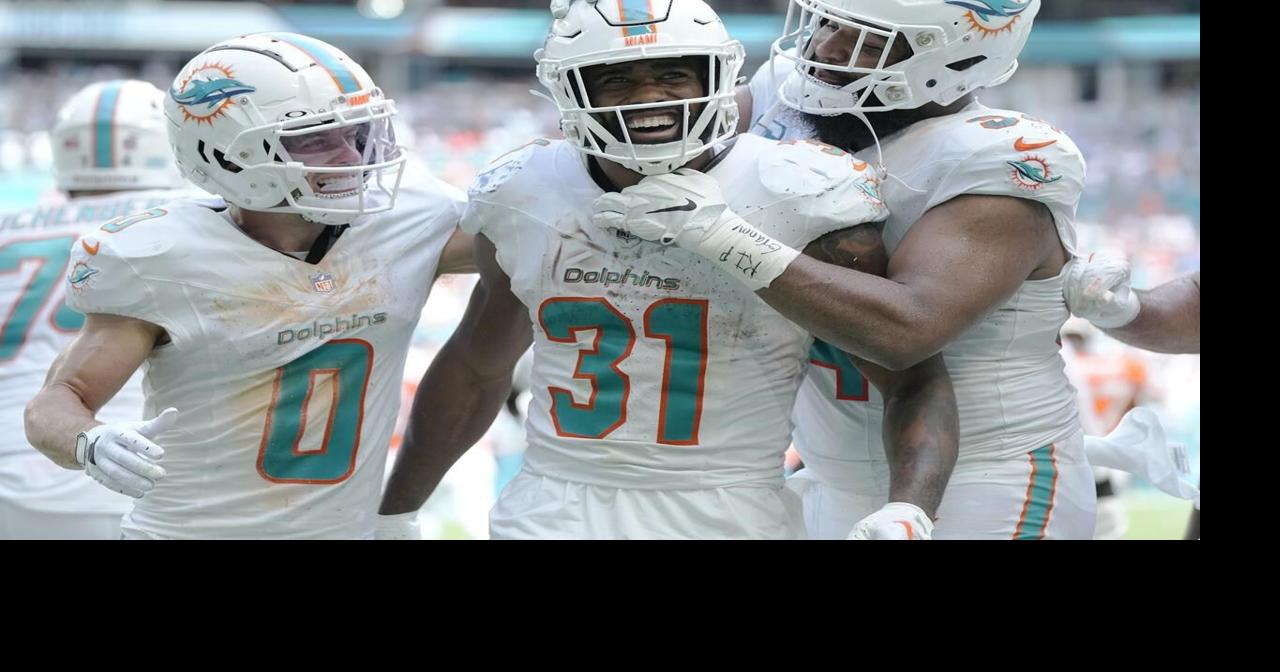 Tagovailoa, Dolphins score most points by NFL team since 1966 in 70-20 ...
