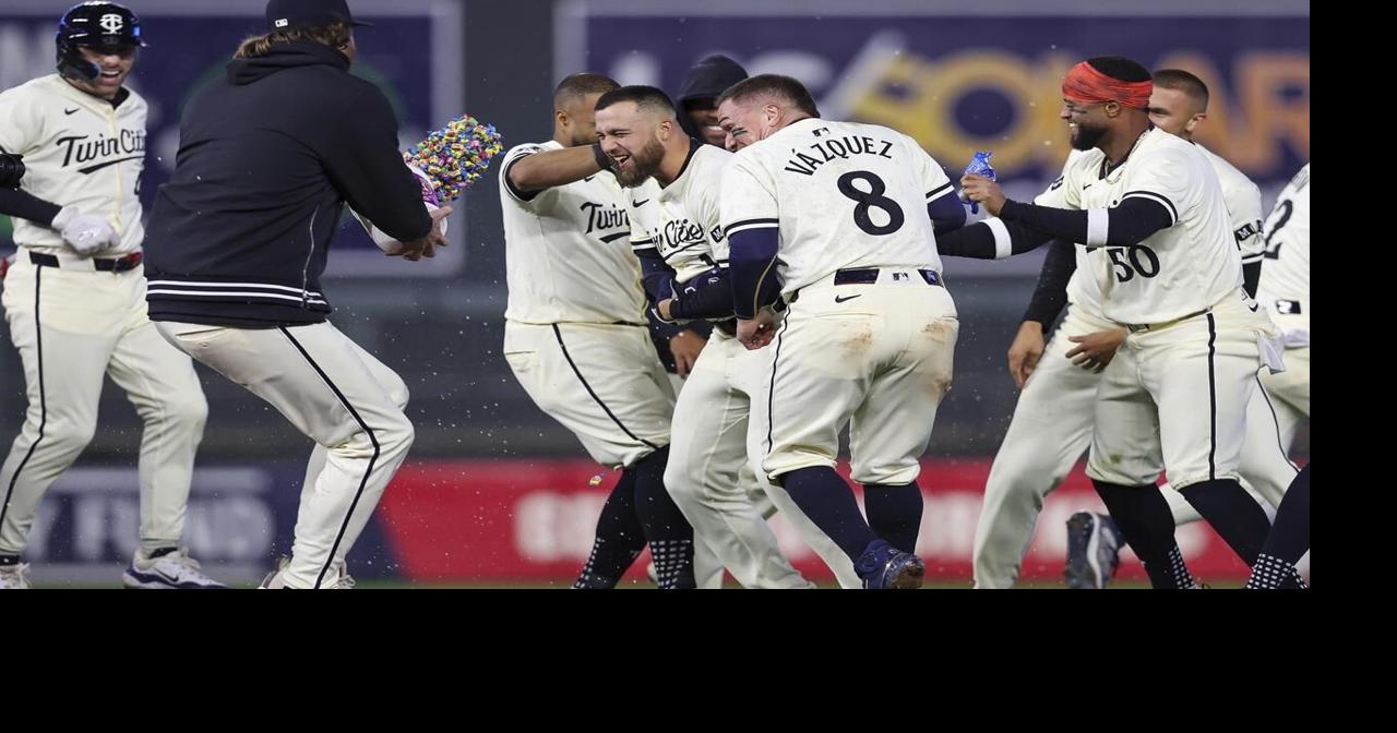 Buxton, Kirilloff help Twins rally past White Sox 6-5. MLB-worst Chicago falls to 3-20