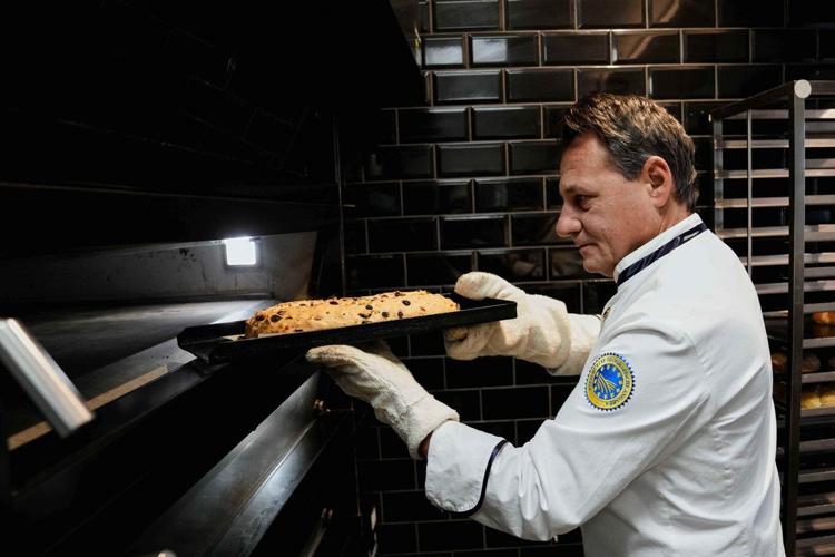 German bakers bring Christmas specialty to life with rich tradition and ...