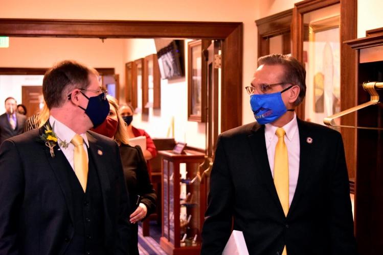 Alaska Senate organizes Republican majority at session start