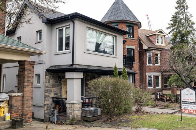 What is a fourplex, the home in a Trudeau-Ford housing fight