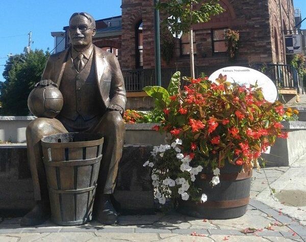 Raptors fans gather in the hometown of the man who invented basketball