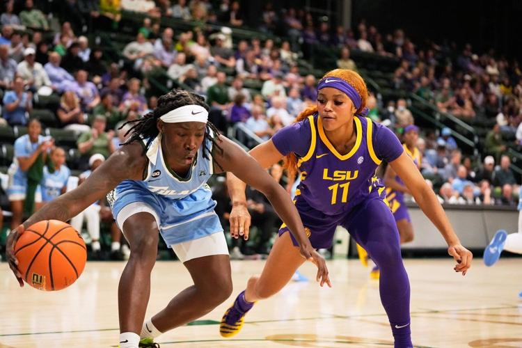 No. 5 LSU extends its season-opening winning streak to 5 games with a ...