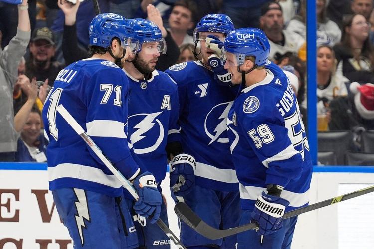 Malkin breaks late tie with 2nd goal of game, Penguins beat Lightning 4-3